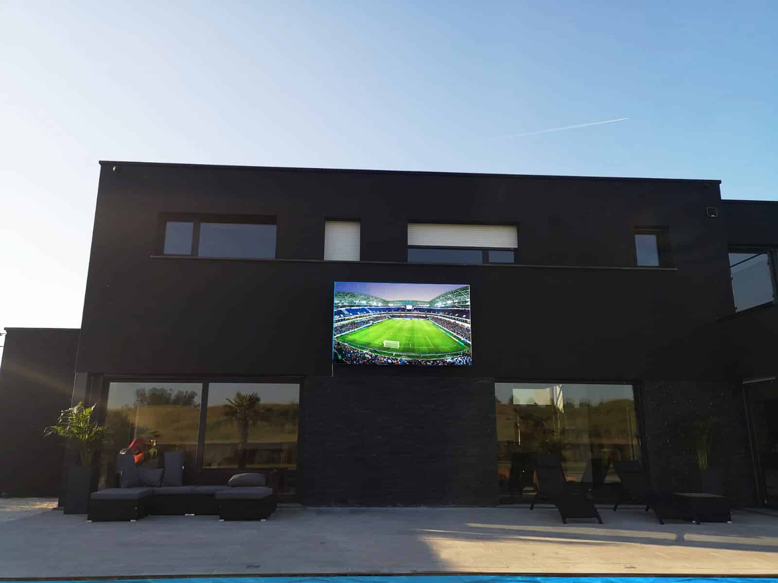 Comment installer et entretenir un écran géant LED - Winlight